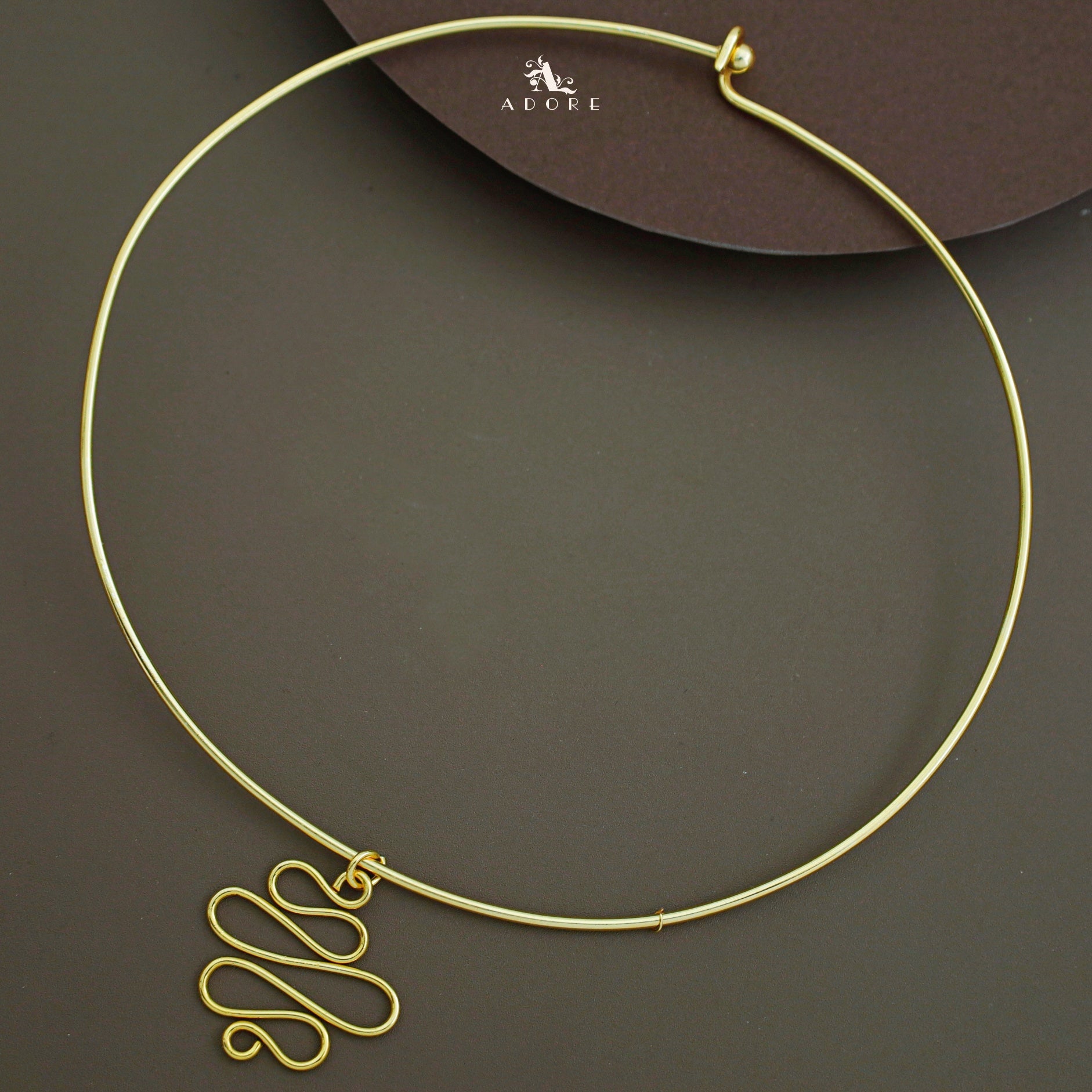 Gwyneth Golden Slick Neck Cuff – Adore By Priyanka