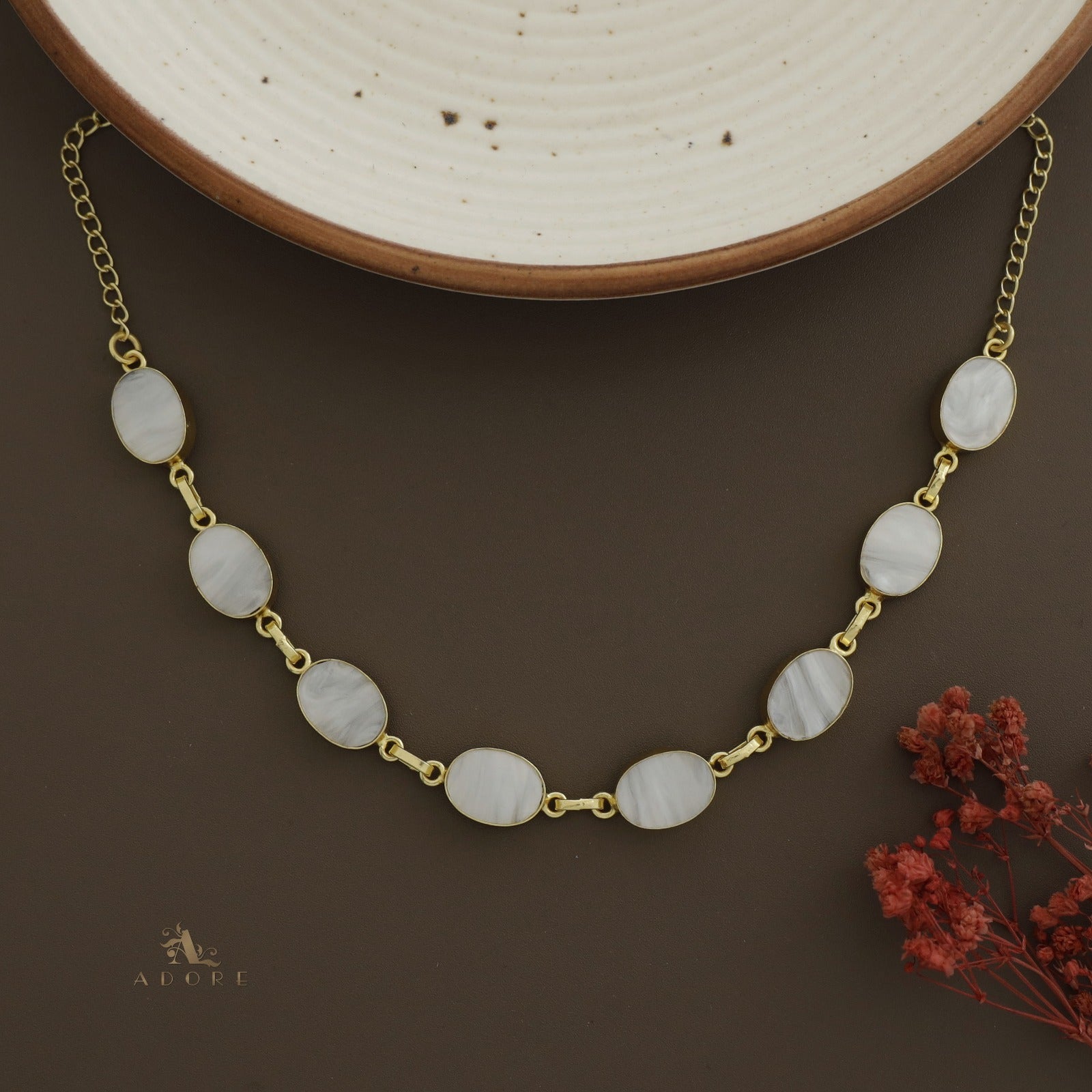 Tikara Oval Short Neckpiece / Choker – Adore By Priyanka