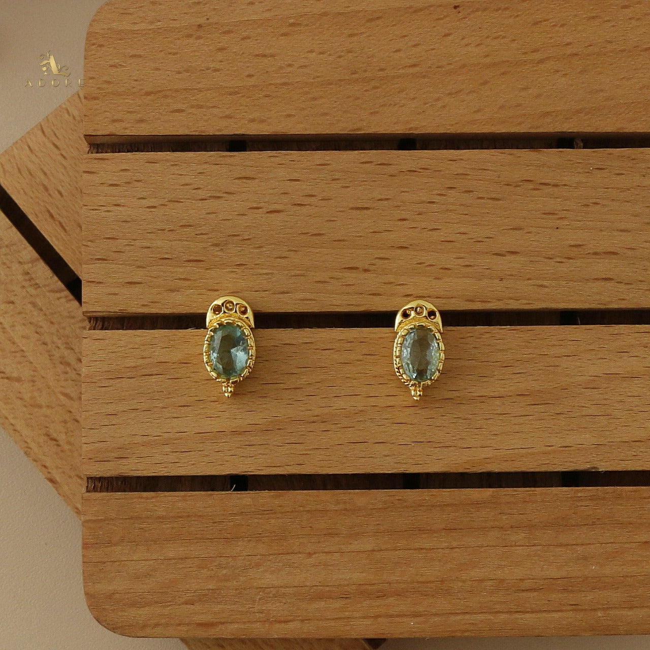 Harza Glossy Stud – Adore By Priyanka